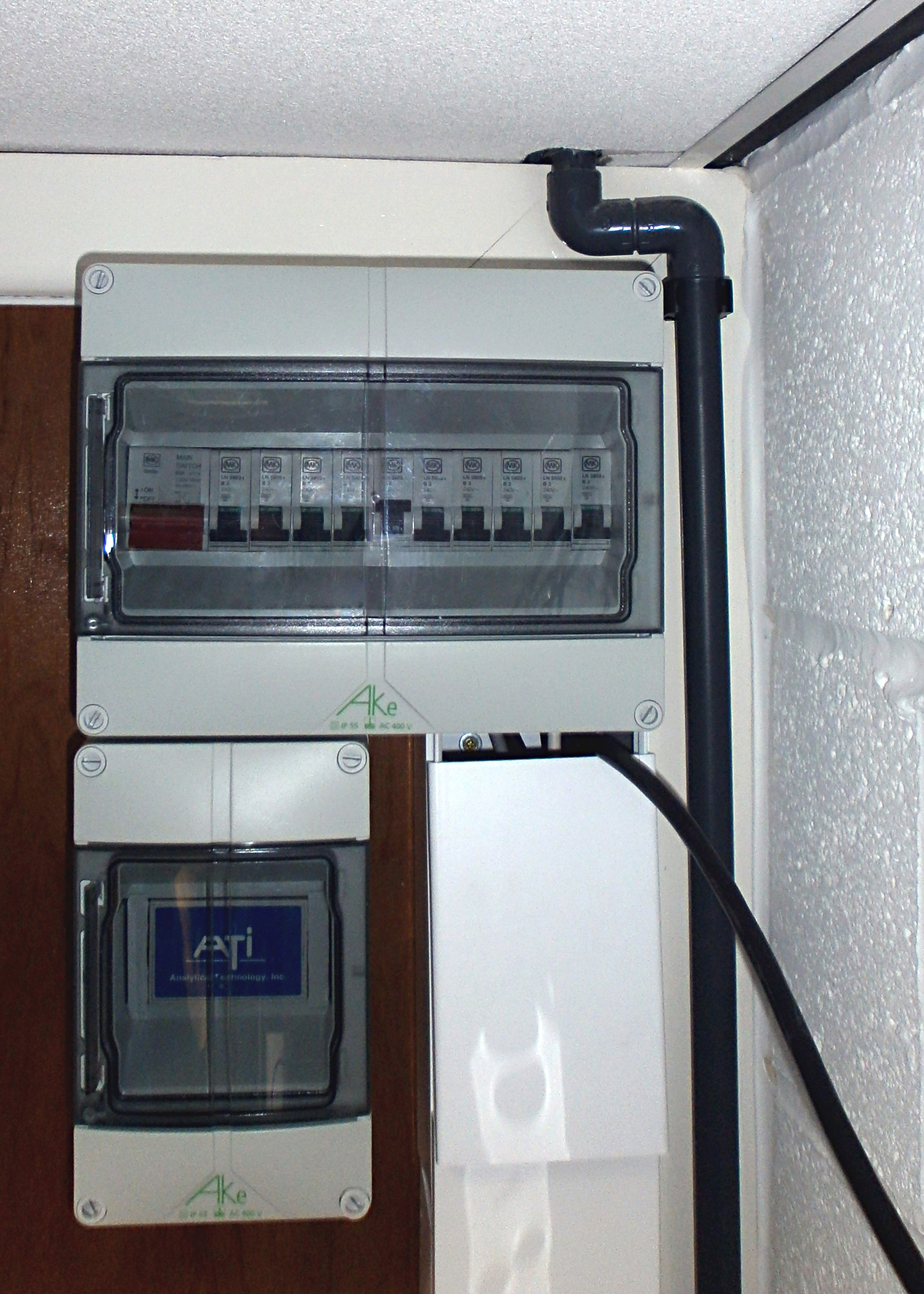 Combating condensation in enclosure installations - Engineer News Network