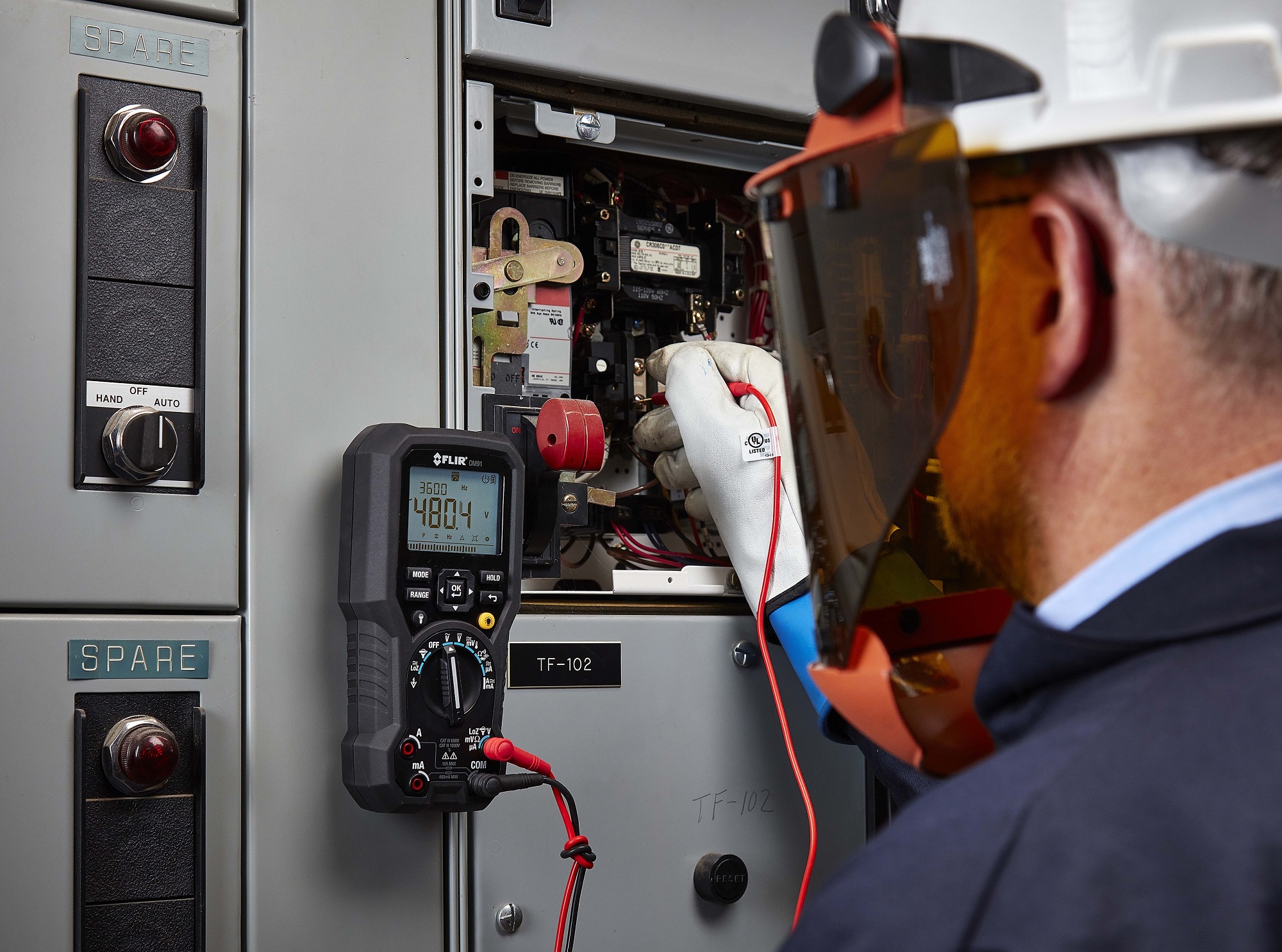 Digital multimeter for industrial and bench-top electrical inspection ...