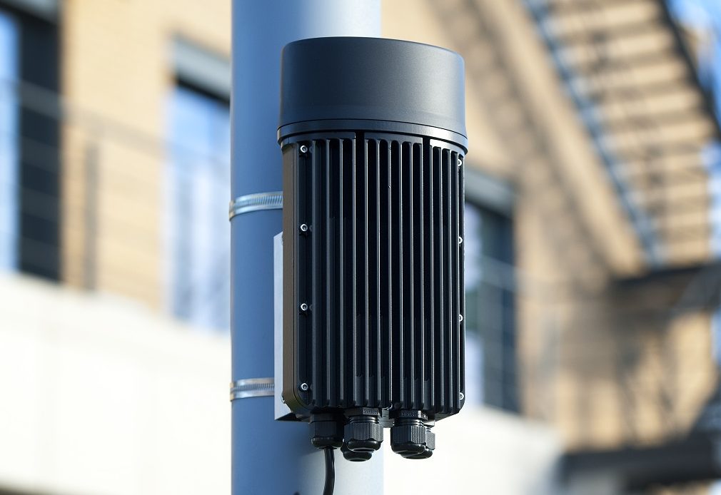 Mobile World Congress 2018: Blu Wireless Technology inside CCS self ...