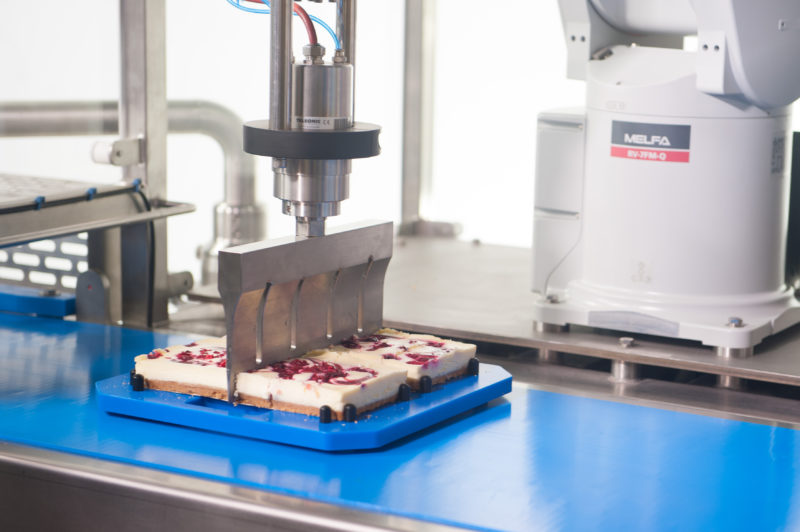 Industrial food cutting becomes a piece of cake - Engineer News Network