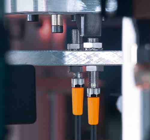 Miniature inductive sensors with long range - Engineer News Network