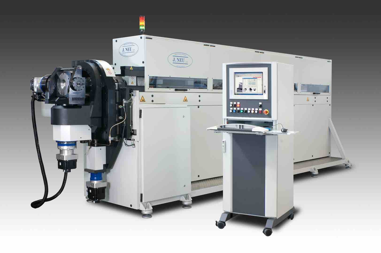 Freeform bending machines with simultaneously controlled axes ...