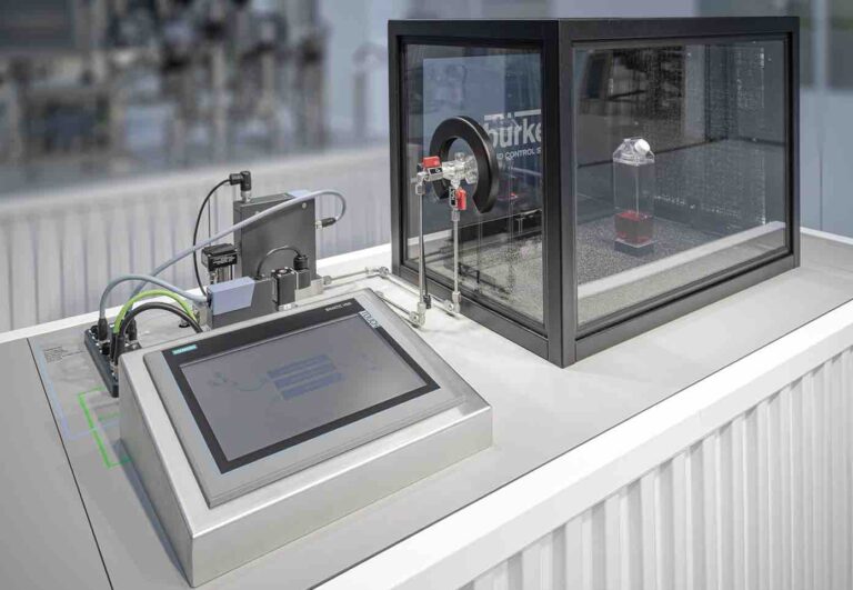 Compact and high-performance industrial Ethernet interface - Engineer ...