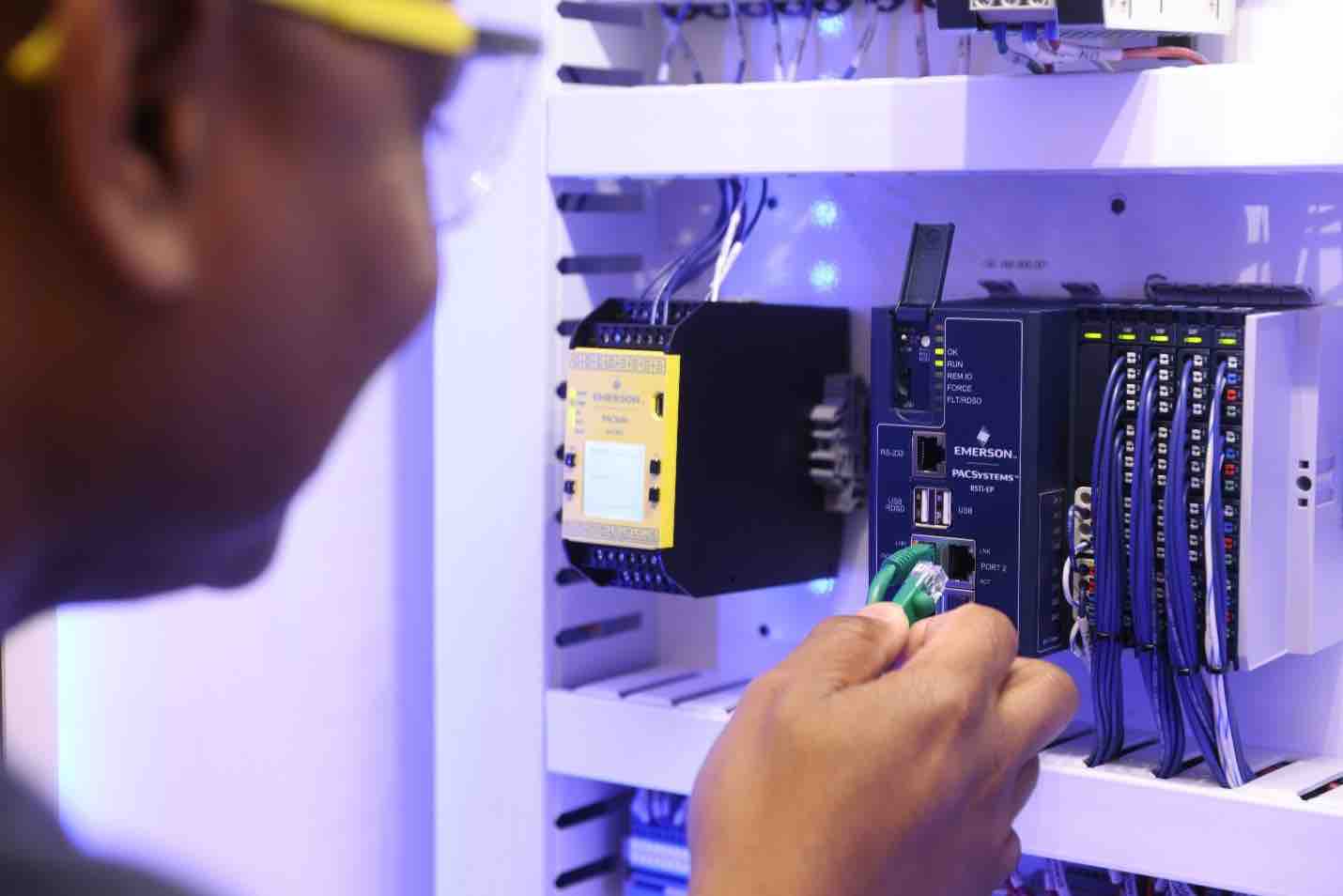 Controllers deliver large PLC capability - Engineer News Network