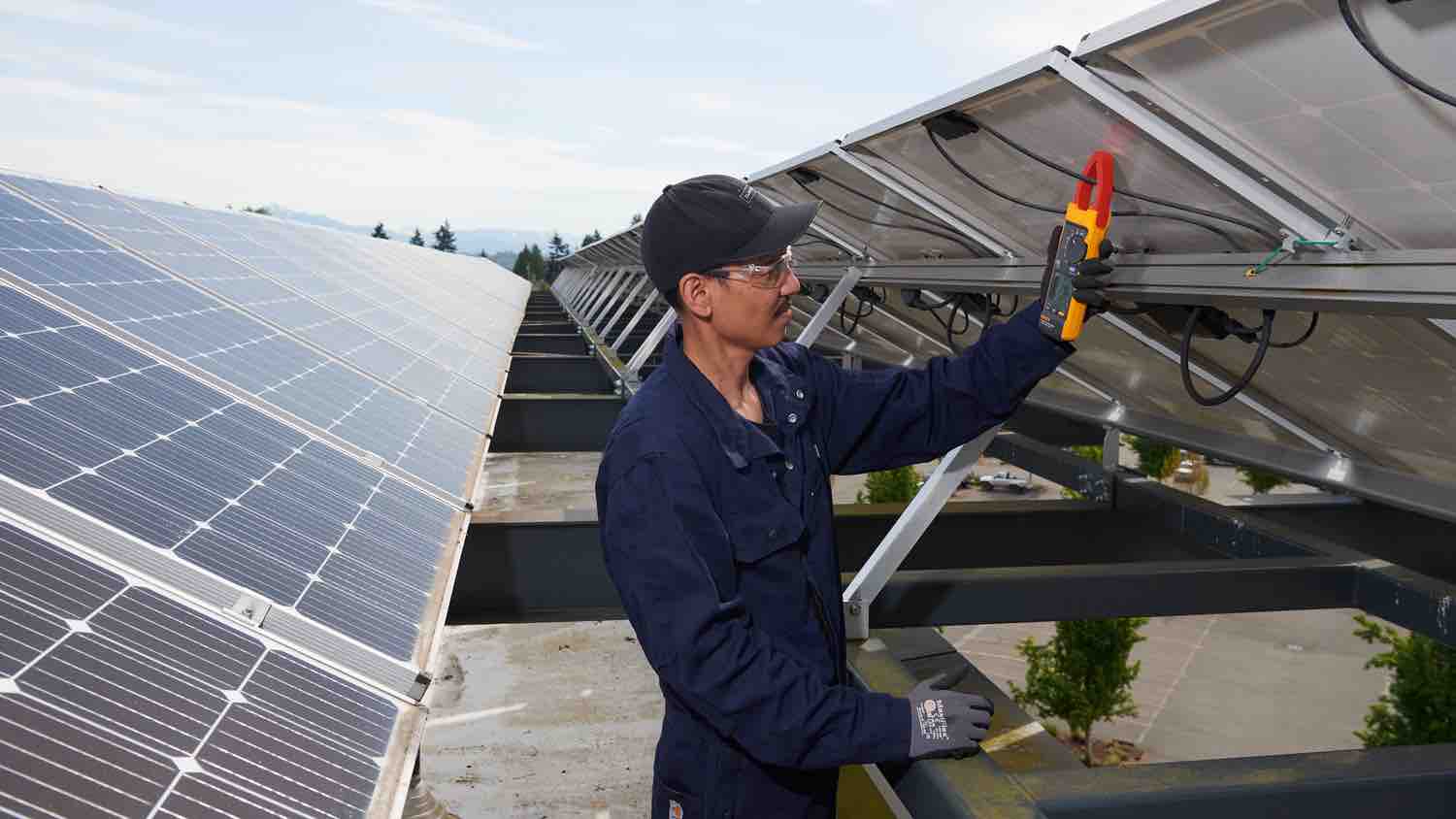 Top three safety hazards to avoid for PV solar installations - Engineer ...