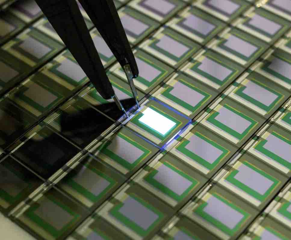 Motion control for micro LED chips - Engineer News Network