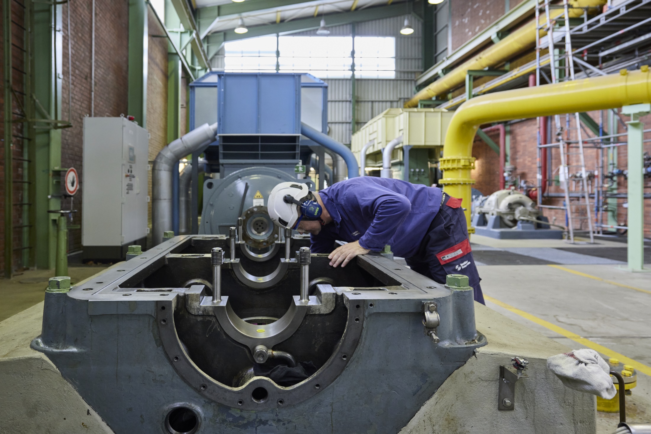 Tackling fugitive emissions from reciprocating compressors - Engineer News Network