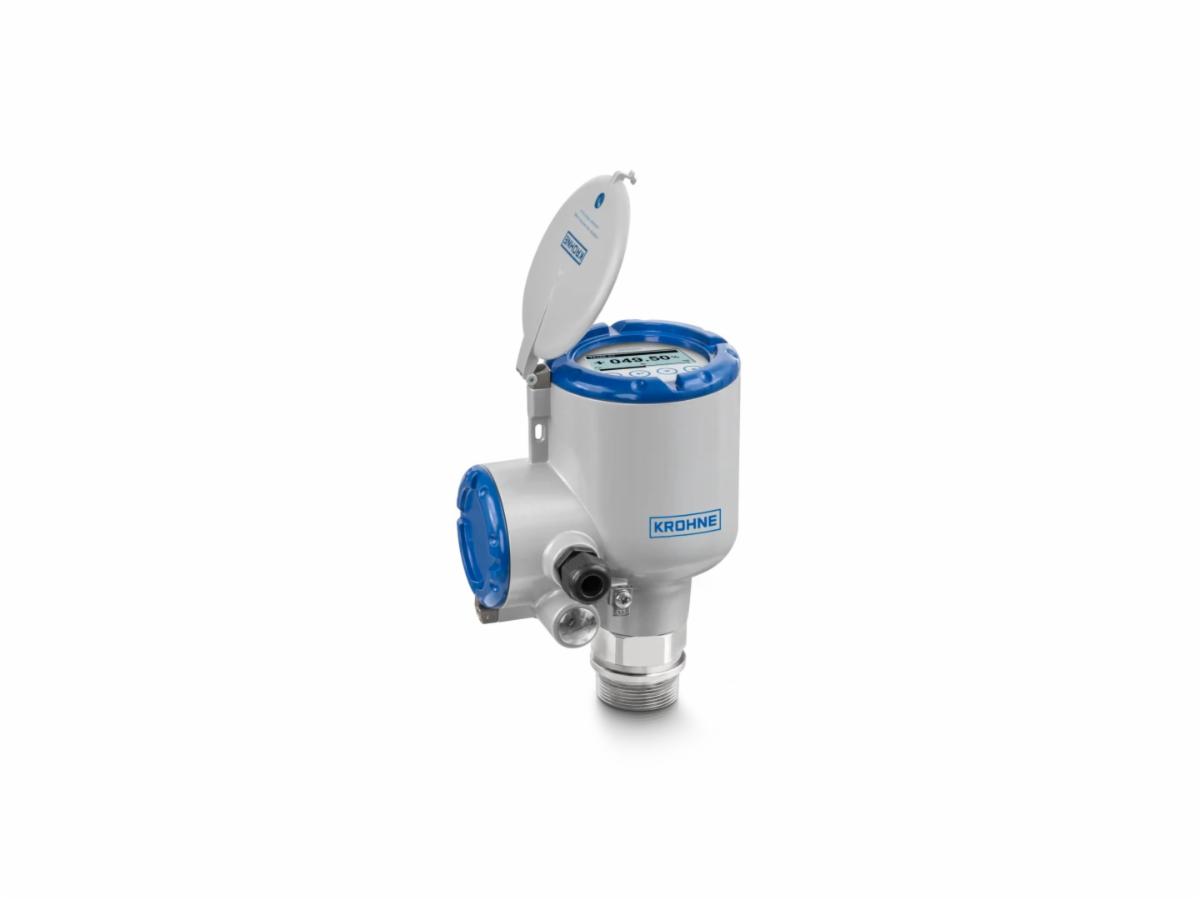 Frequency-modulated continuous-wave radar for liquids in narrow tanks ...
