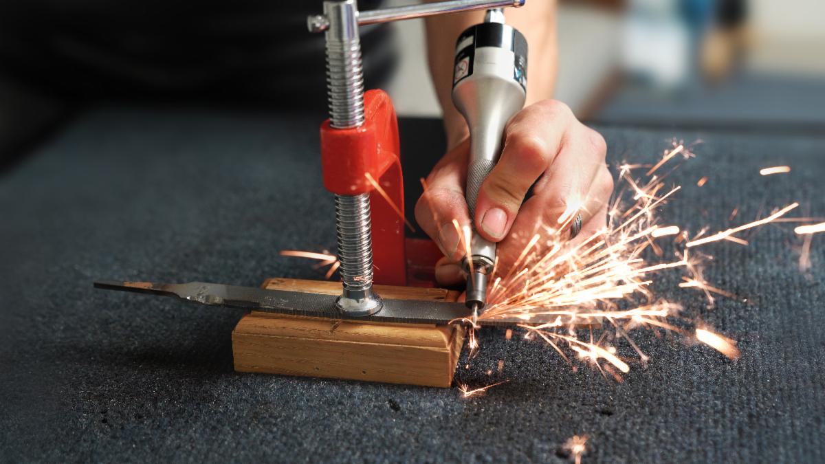 Choose the right pencil grinder - Engineer News Network